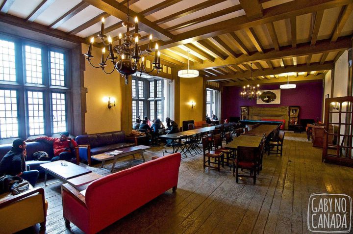 Hart House, um dos edifícios mais lindos da UofT – Gaby no Canadá